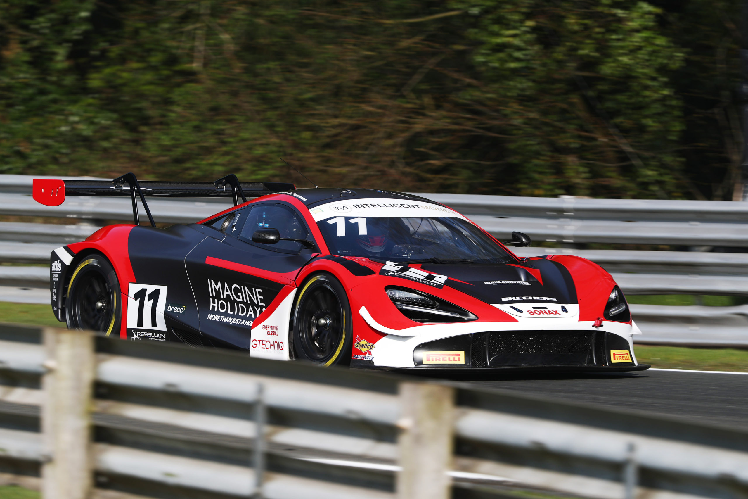 Oulton Park Race Two: Paddock Motorsport take the victory – The Apex ...