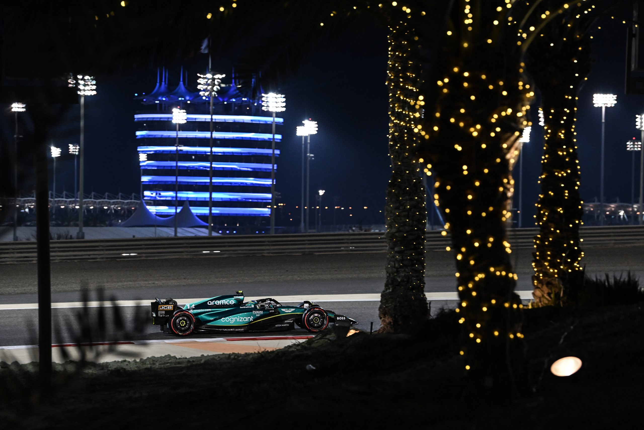 F1 Bahrain GP FP2: Alonso fastest under the floodlights – The Apex ...